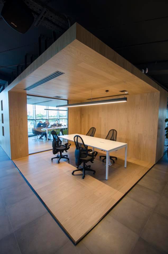 Indoor & Outdoor Wall Cladding | Decorative & Durable Panels