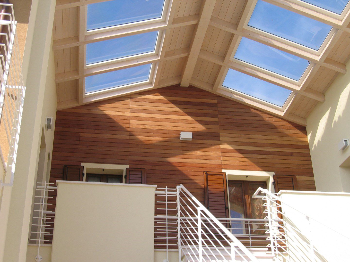 Indoor & Outdoor Wall Cladding | Decorative & Durable Panels